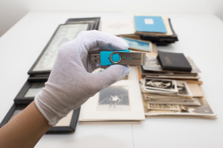 Family Storytelling & History in the Digital Age