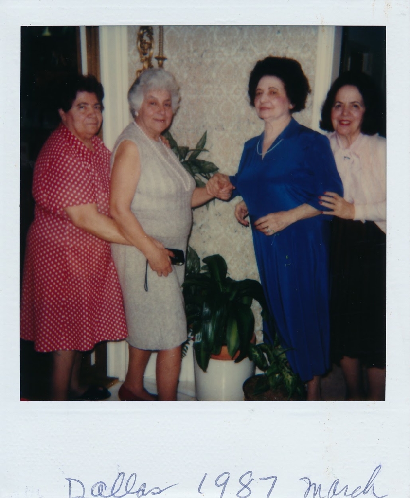 How to tell the age of your print photos